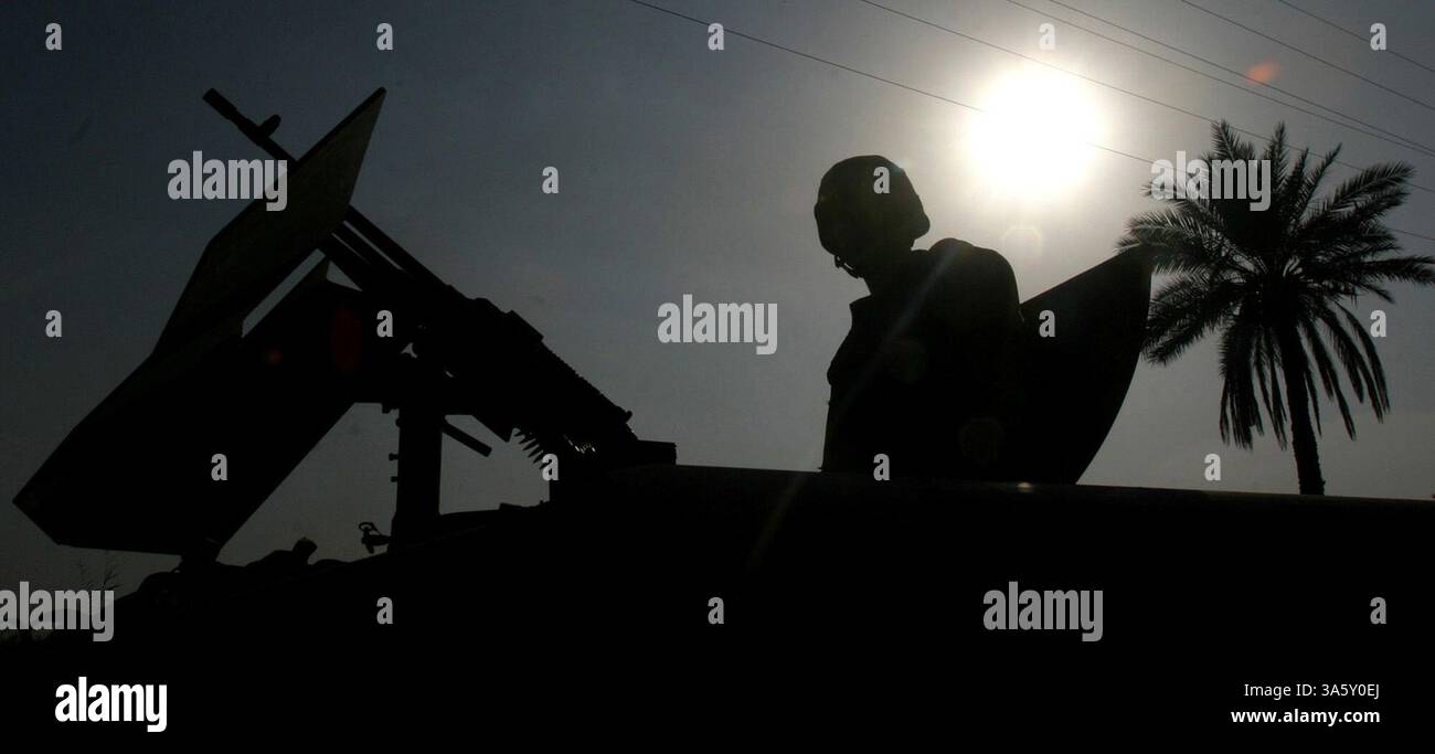 Nov 17, 2004; Haswah, Iraq; A Marine of the 24th Marine Expeditionary ...