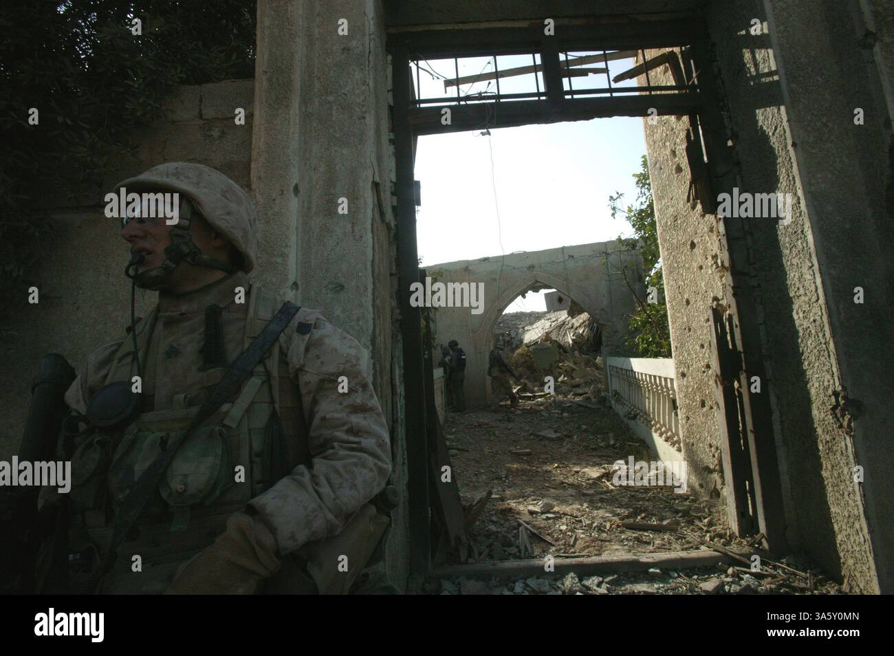 Nov 18, 2004; Fallujah, Iraq; Sgt. ALEXANDER MUNOZ, squad leader, 2nd ...