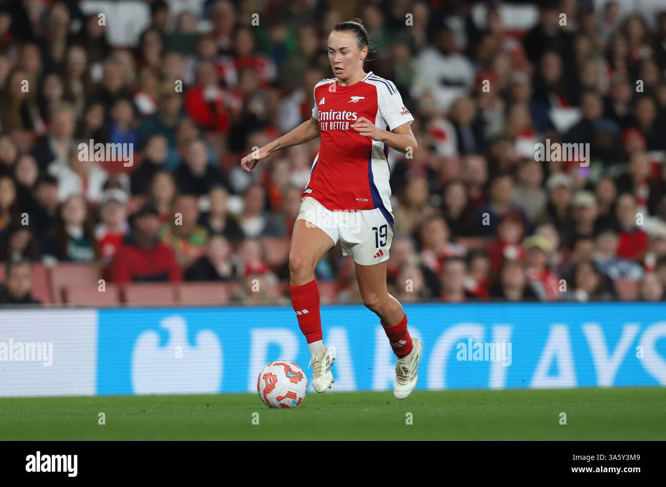 Caitlin Foord of Arsenal during the Barclays FA Women's Super League ...