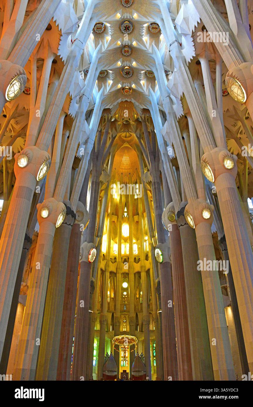 Barcelona, Temple Expiatori de la Sagrada Familia (1882- ) of Antoni ...