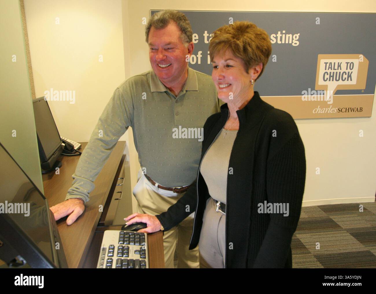 Charles schwab san hi-res stock photography and images - Alamy