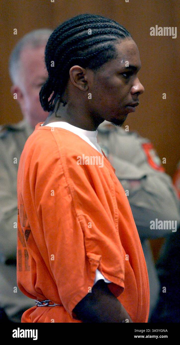 March 14, 2008 - Laurence Alvin Lovette, center, listens to Judge Joe ...