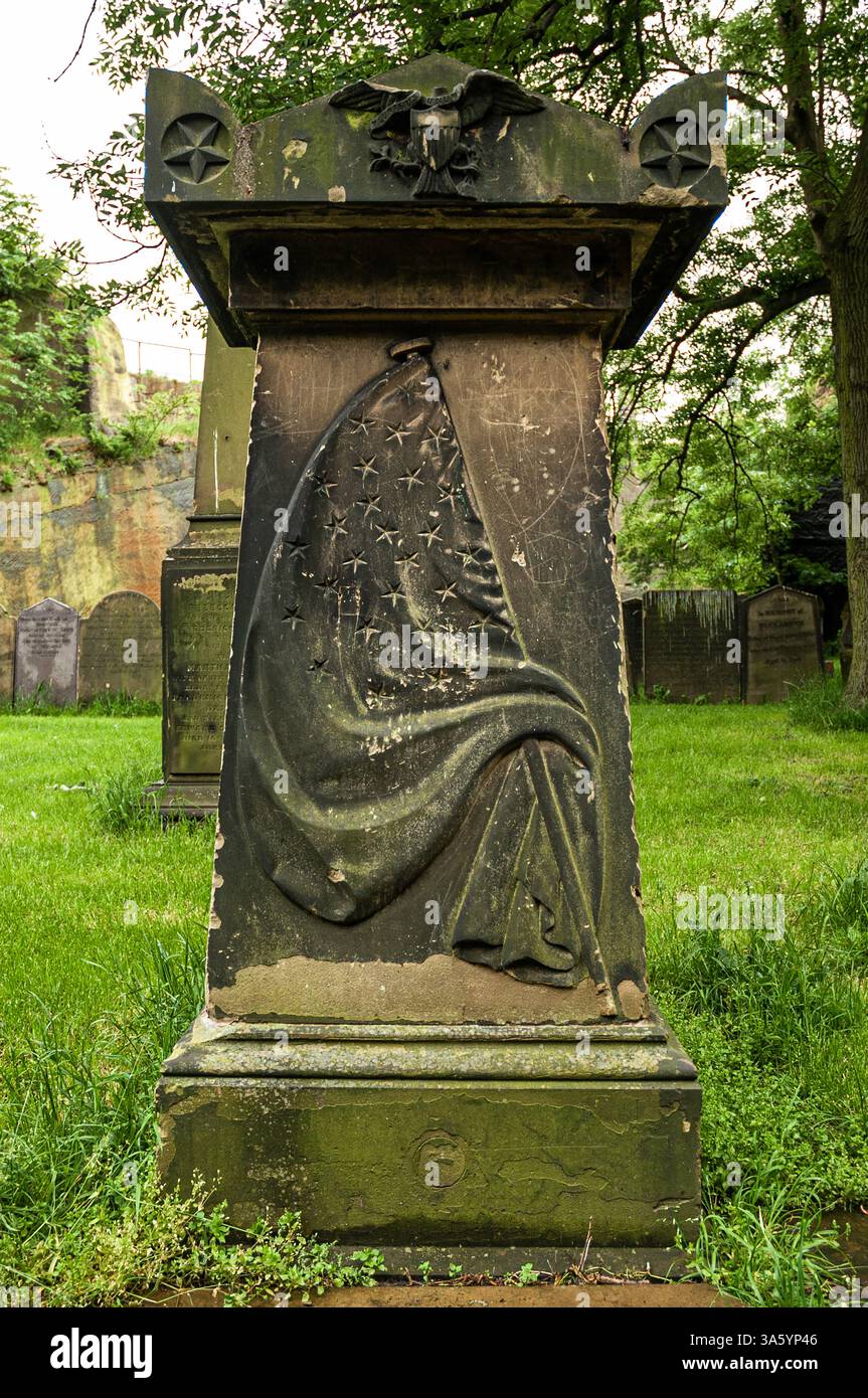 The grave of Captain Elisha Lindsay Halsey, an American from Charleston ...