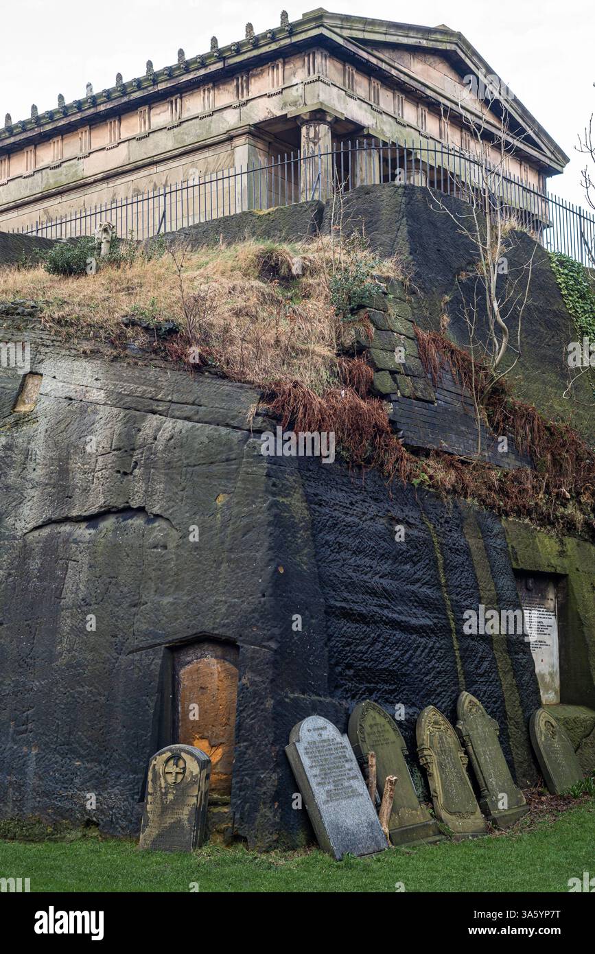 Urban cemetery behind liverpool cathedral hi-res stock photography and ...