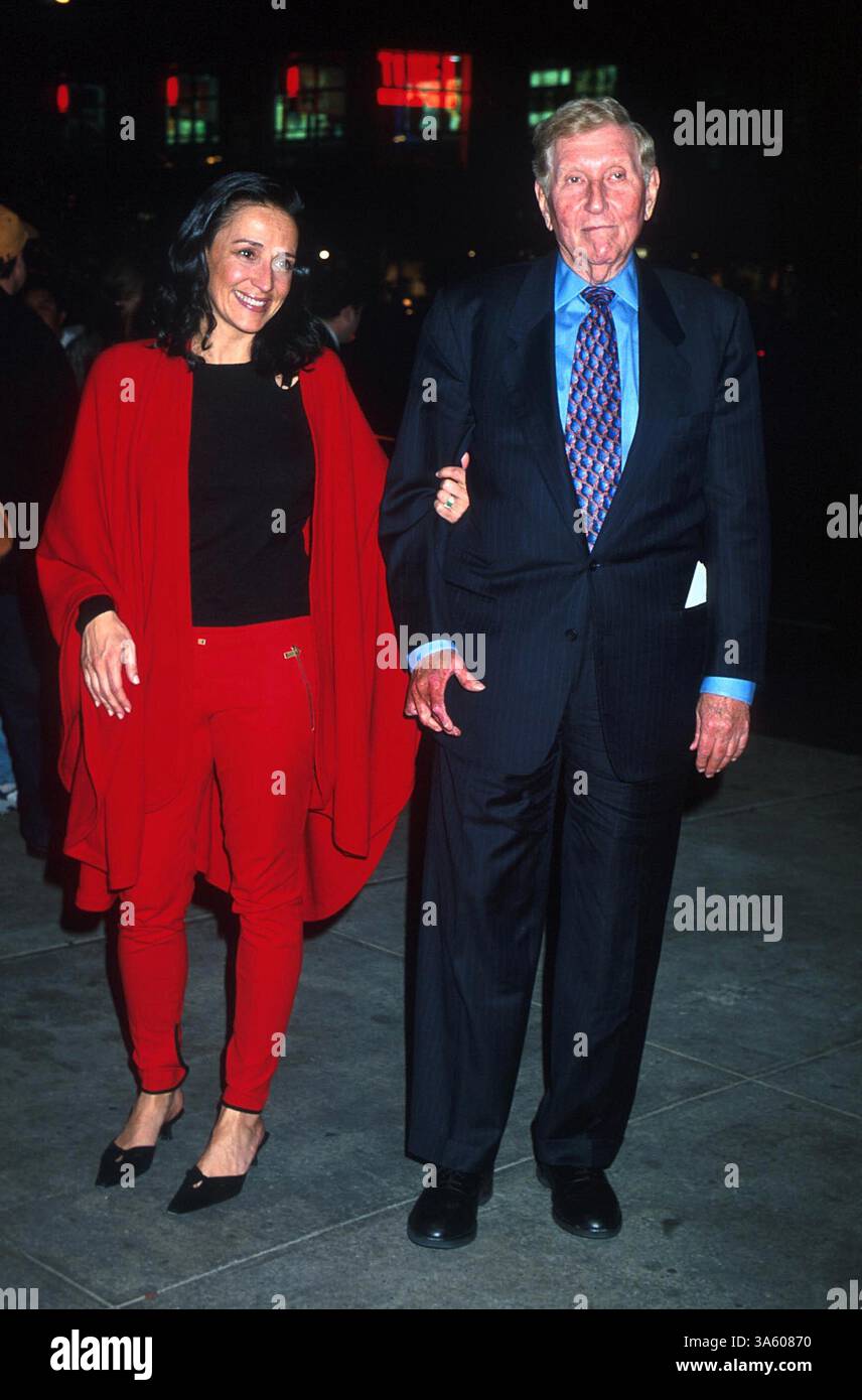 Photos with sumner redstone hi-res stock photography and images - Alamy