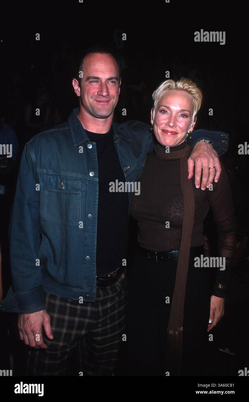 Jan. 1, 2011 - K26278HMC SD0918.KENNETH COLE SPRING/SUMMER.2003 FASHION ...