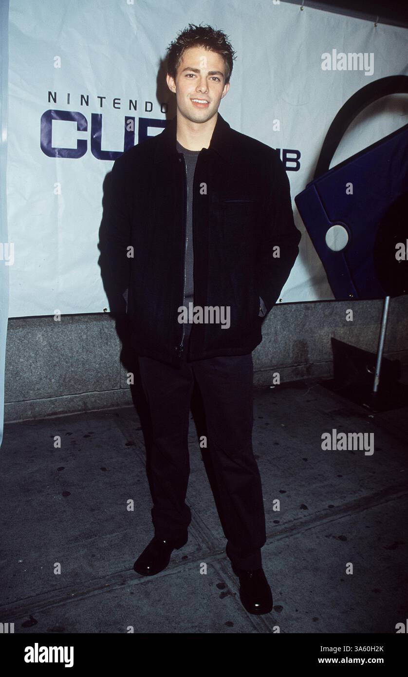 Nintendo gamecube launch hi-res stock photography and images - Alamy