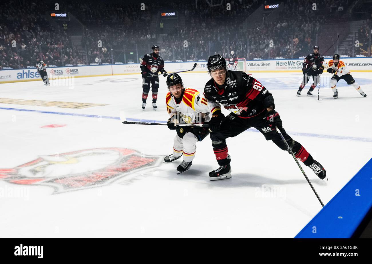Brynäs, Jordan. , . Schroeder och Malmö Redhawks Axel Sundberg under ...