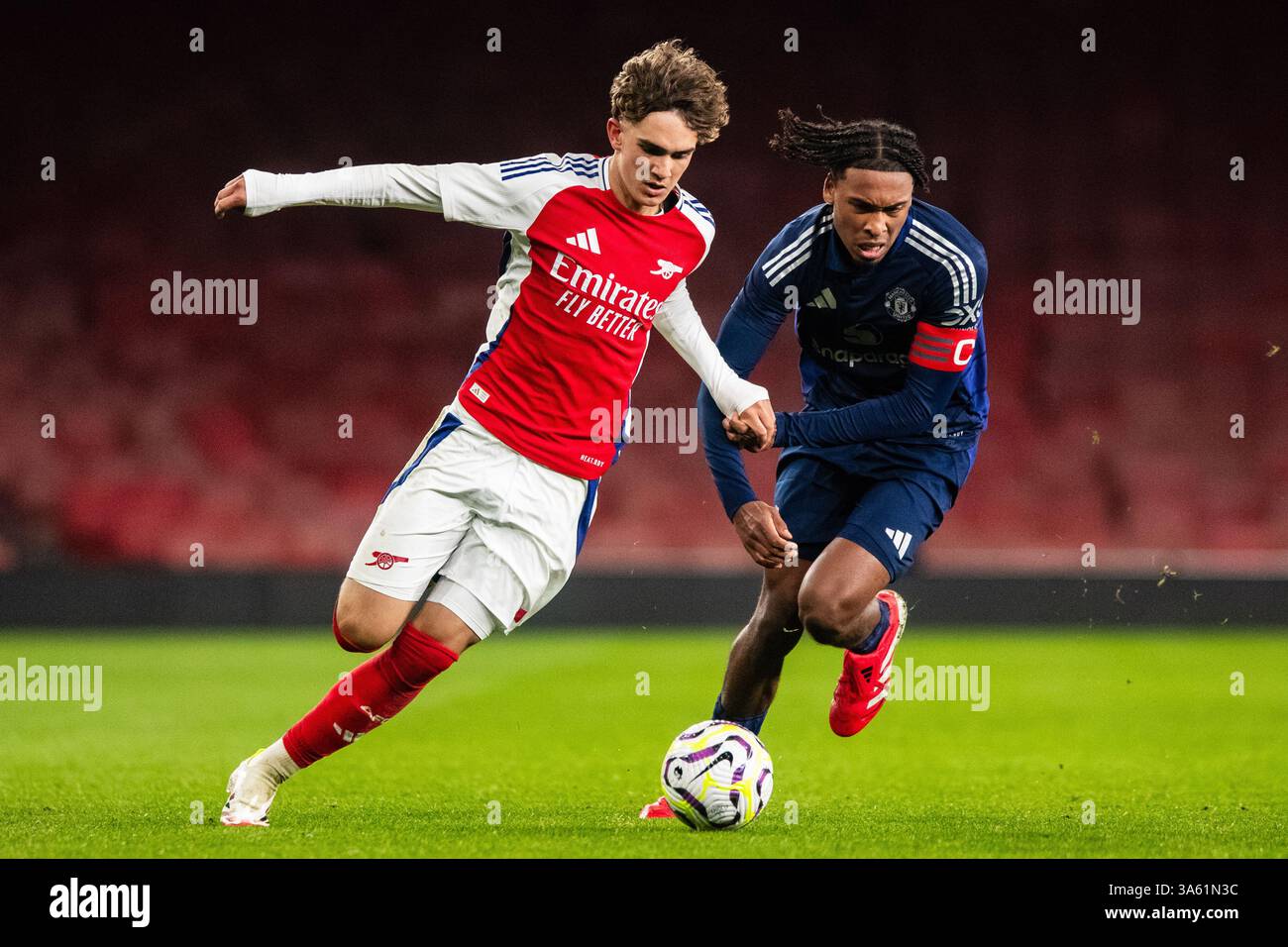 Max dowman hi-res stock photography and images - Alamy