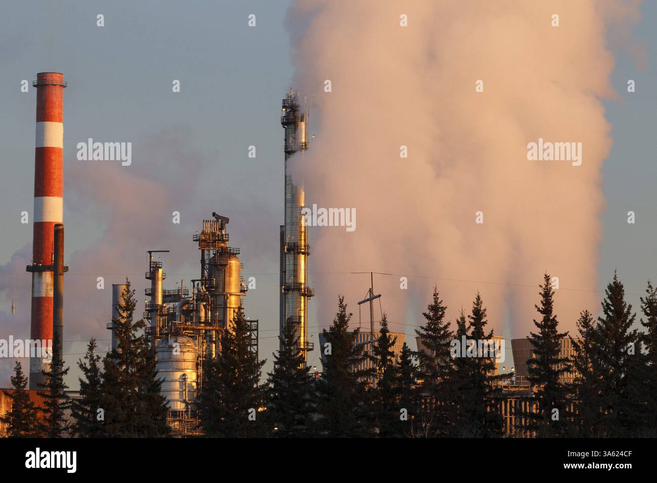 Dec. 12, 2014 - Edmonton, BC, Canada - The Imperial Oil Strathcona ...