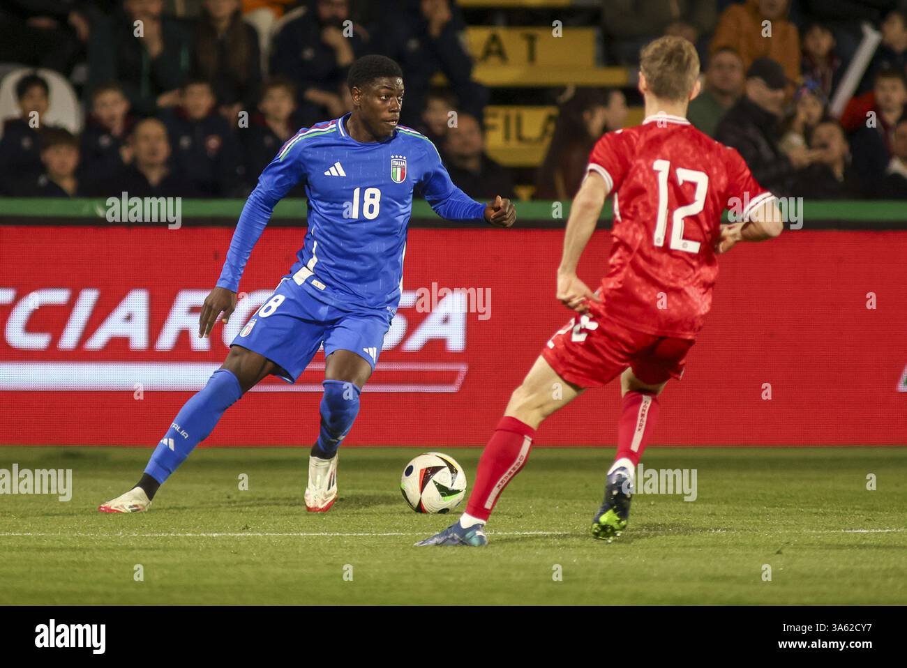 Cittadella, Italy. 24th Mar, 2025. Issa Doumbia of Italy U21 play the ...