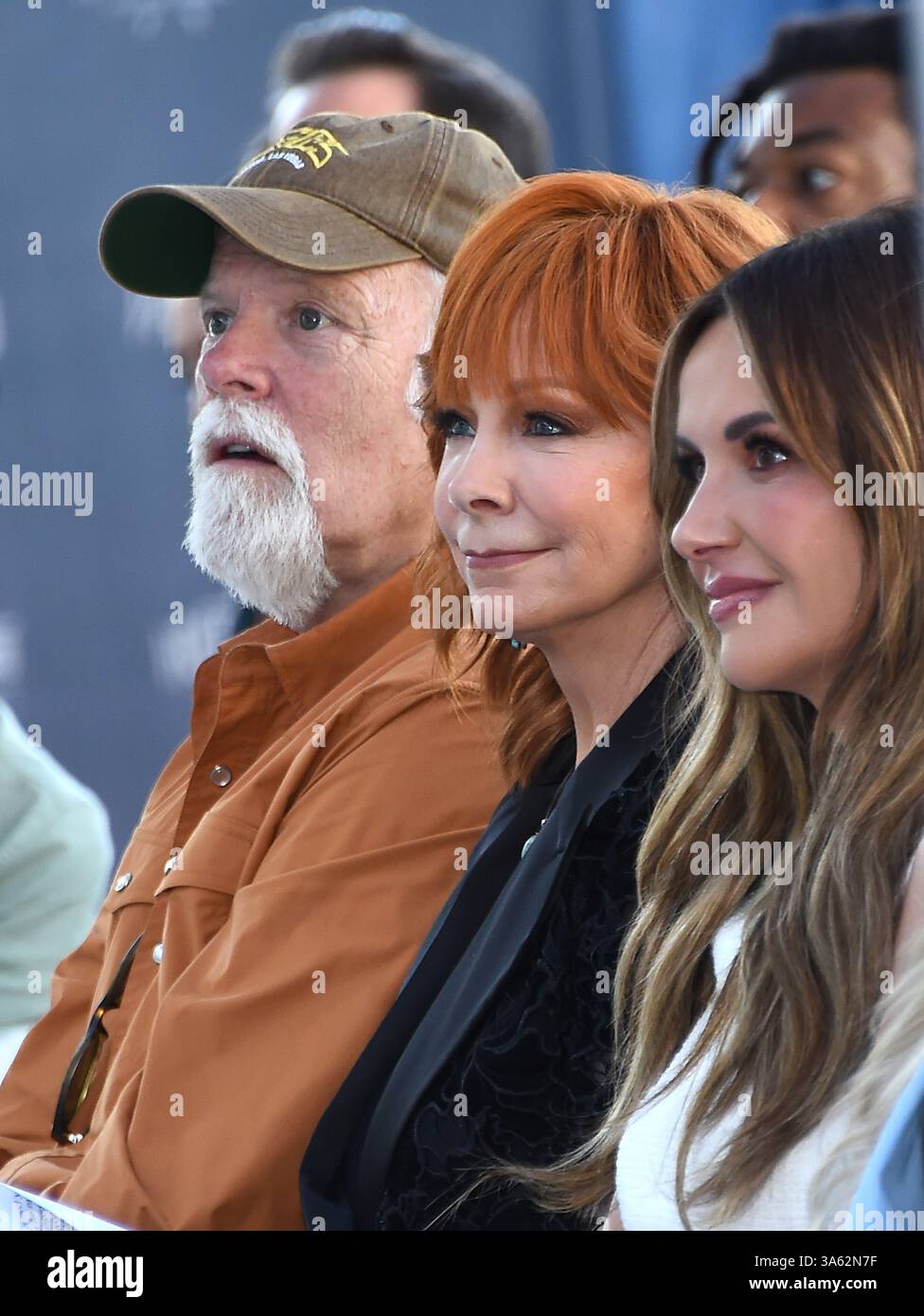 Hollywood, USA. 24th Mar, 2025. Rex Linn, Reba McEntire and Carly ...