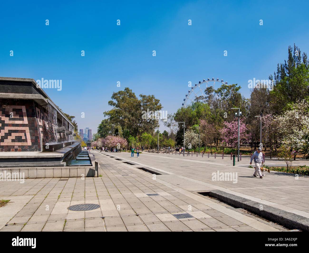 Xochipilli Fountain, Avenida de los Compositores, Bosque de Chapultepec ...