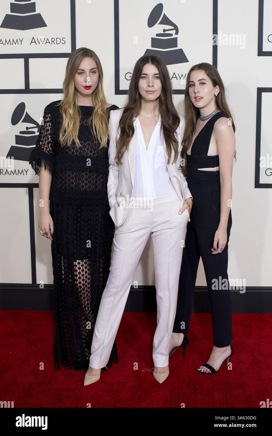 Feb. 8, 2015 - Los Angeles, California, U.S - Danielle Haim, Este Haim ...
