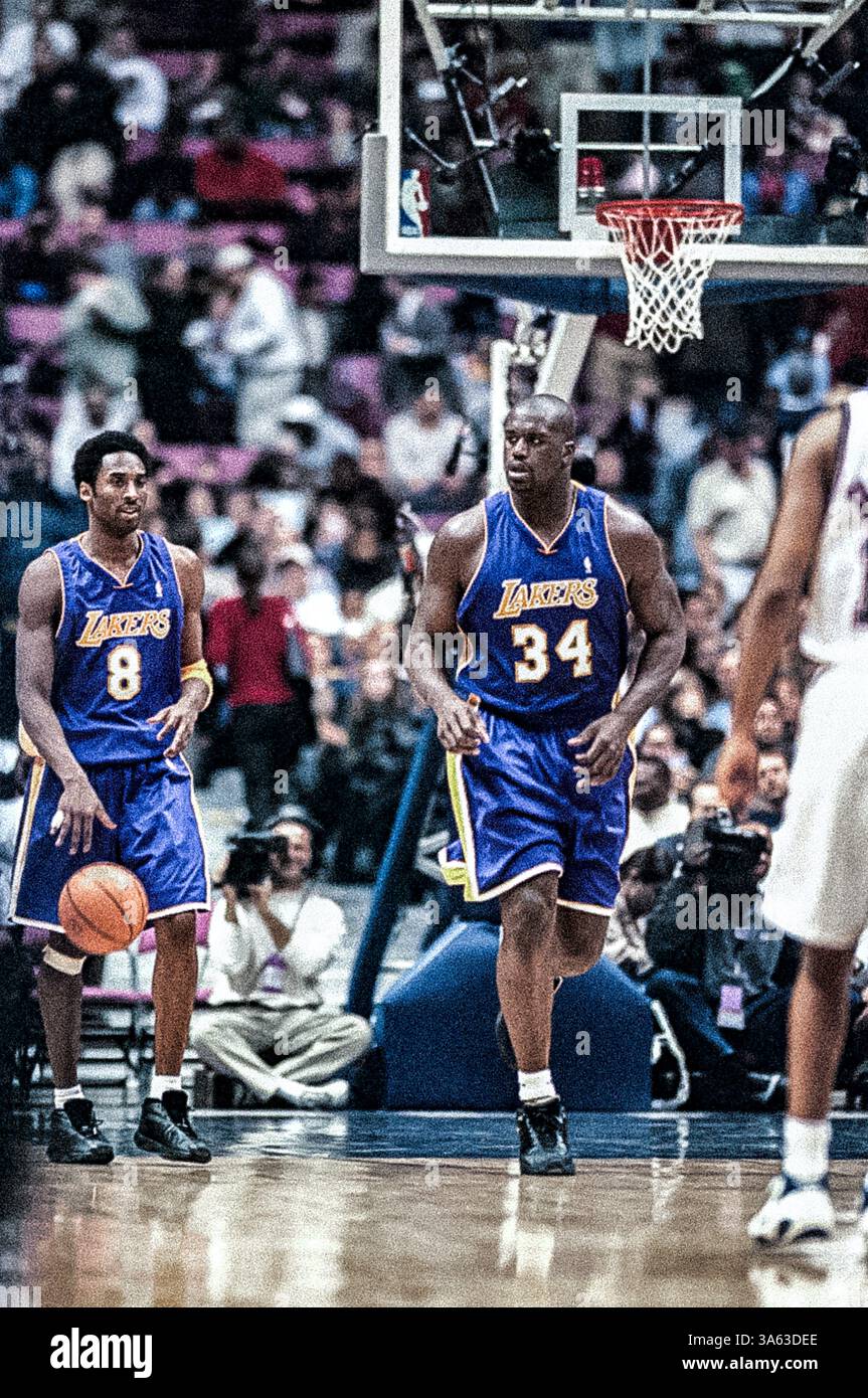 Kobe Bryant, LA Lakers, during an NBA game in 2001 Stock Photo - Alamy