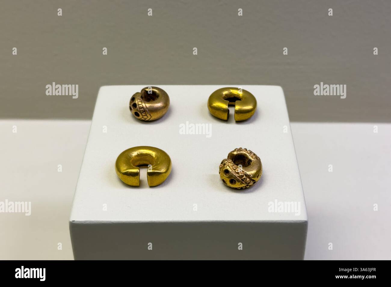 Gold nose rings from the Pre-Hispanic indigenous Calima Culture in the ...