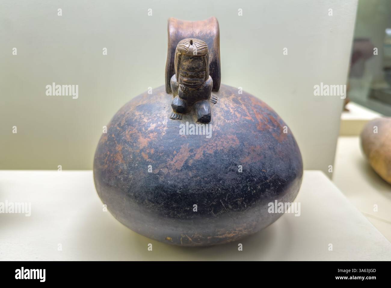Ceramic vase with human form from the pre-Hispanic indigenous Ilama ...