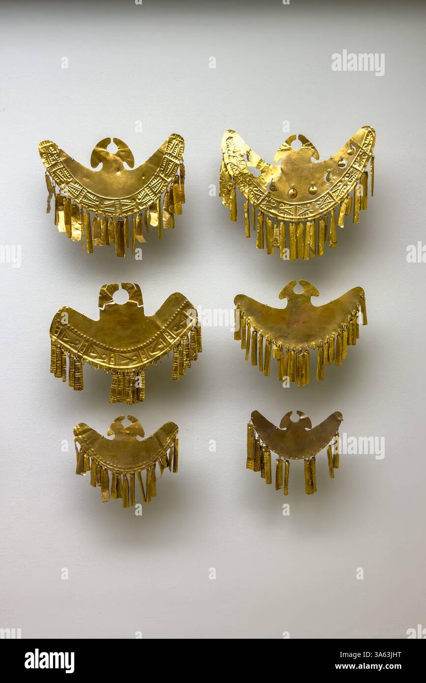 Gold ornaments from the Pre-Hispanic indigenous Calima Culture in the ...