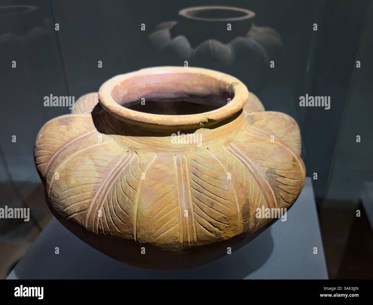 A ceramic pot from the Quimbaya Culture in the La Merced Archeological ...