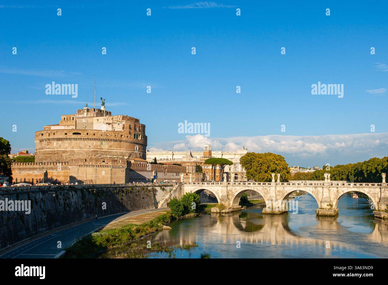 Hadrian rome italie hi-res stock photography and images - Alamy