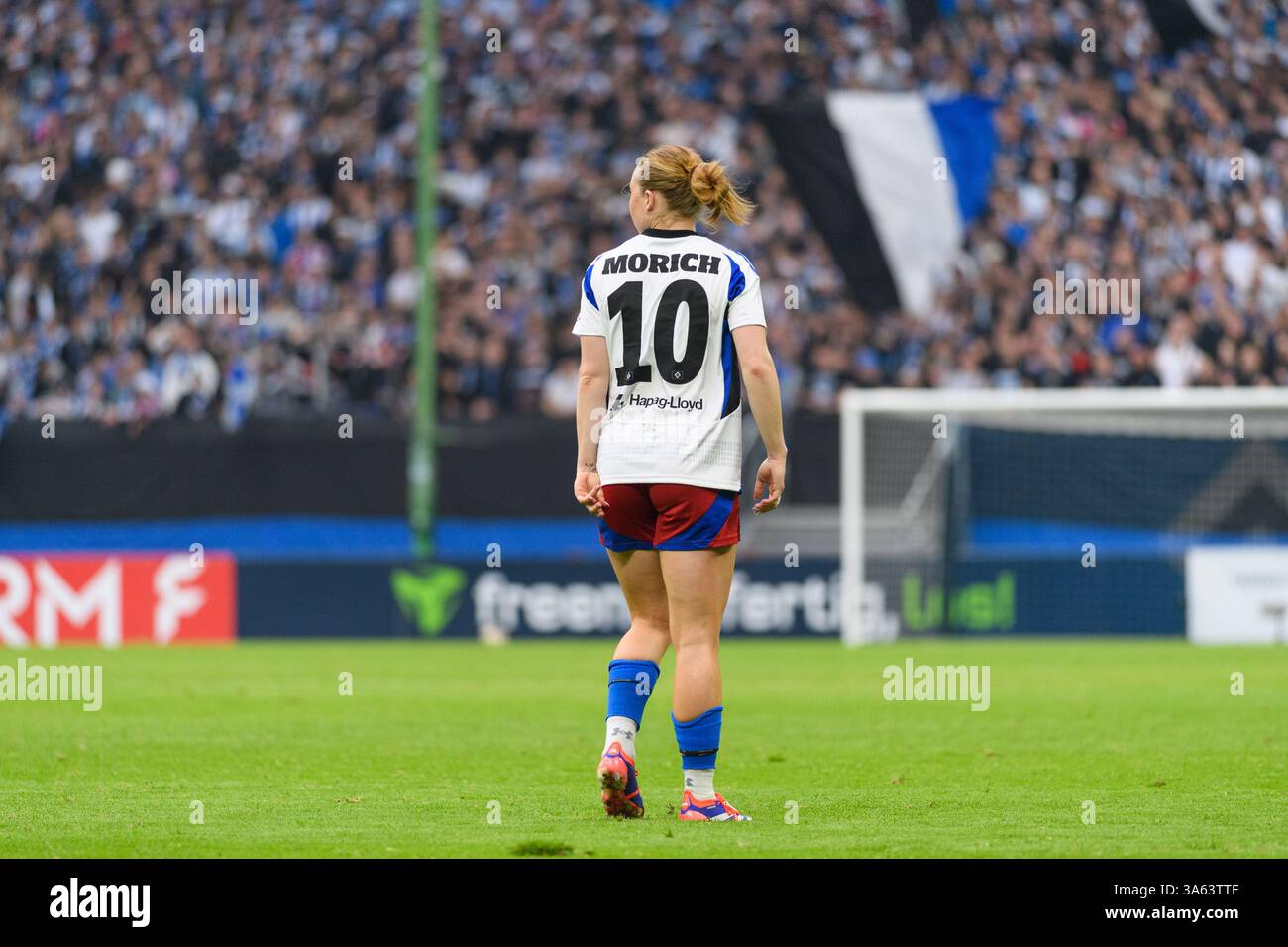 Munich, Germany, March 23rd 2025: Carla Morich (10 Hamburger SV) during ...