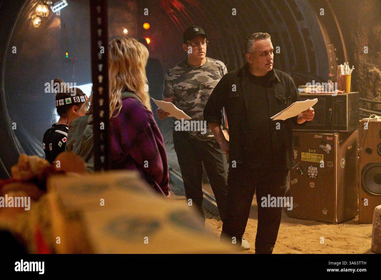 THE ELECTRIC STATE, from left: Cosmo motion Capture actor Devyn Dalton ...