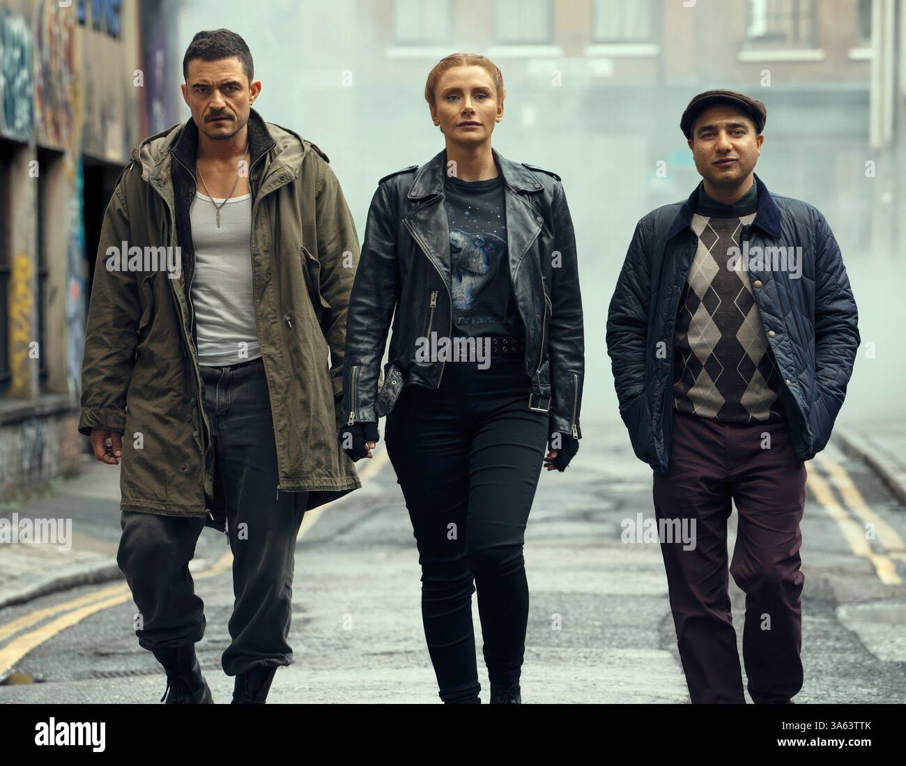 DEEP COVER, from left: Orlando Bloom, Bryce Dallas Howard, Nick ...