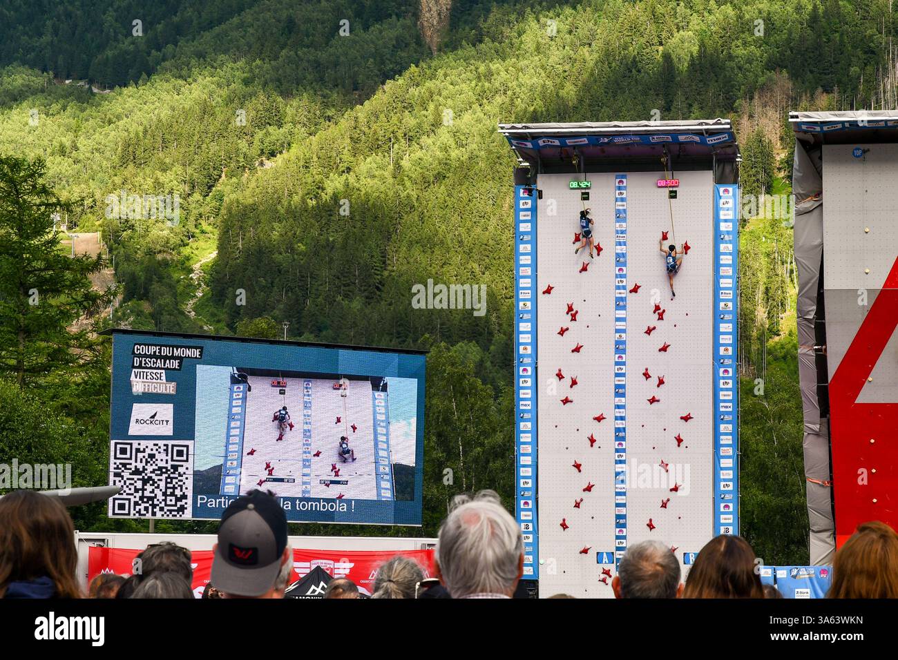 Climber athletes competing in the Speed and Lead IFSC Climbing World ...