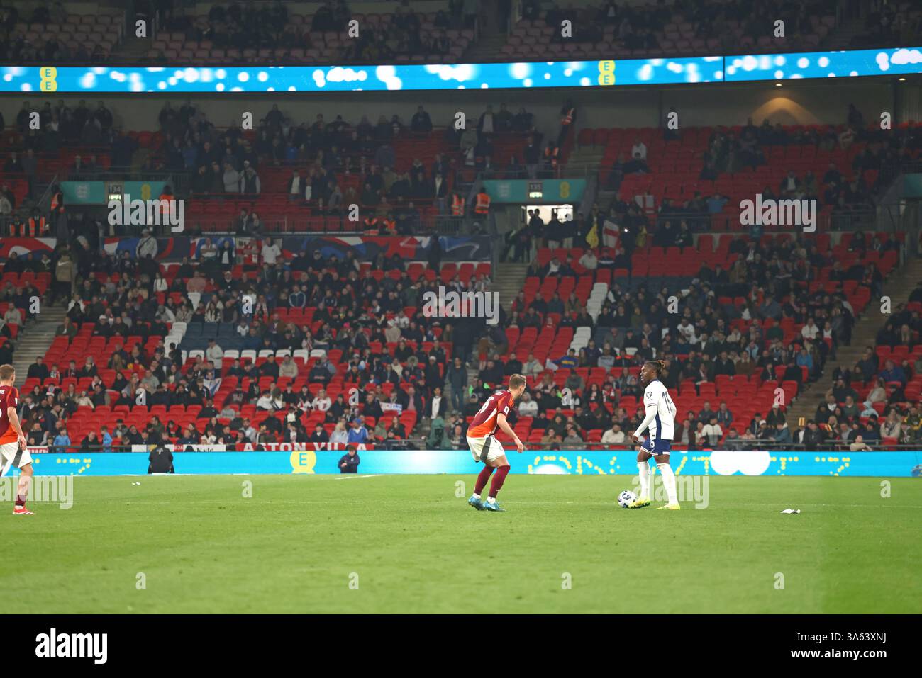 Lots of empty seats before the end of the game at the FIFA World Cup ...
