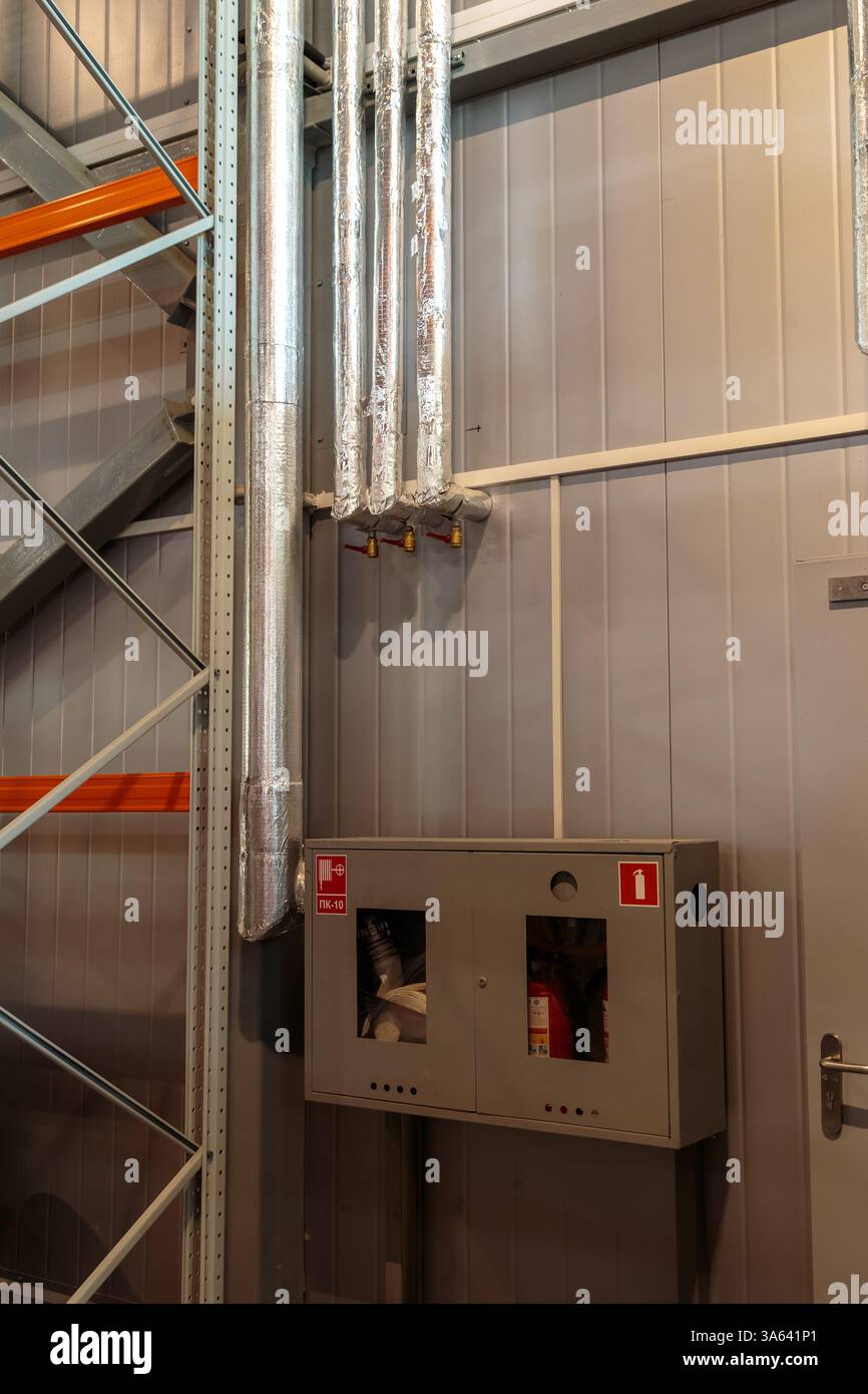 Warehouse fire extinguishing system. fire hydrants with sleeves in ...