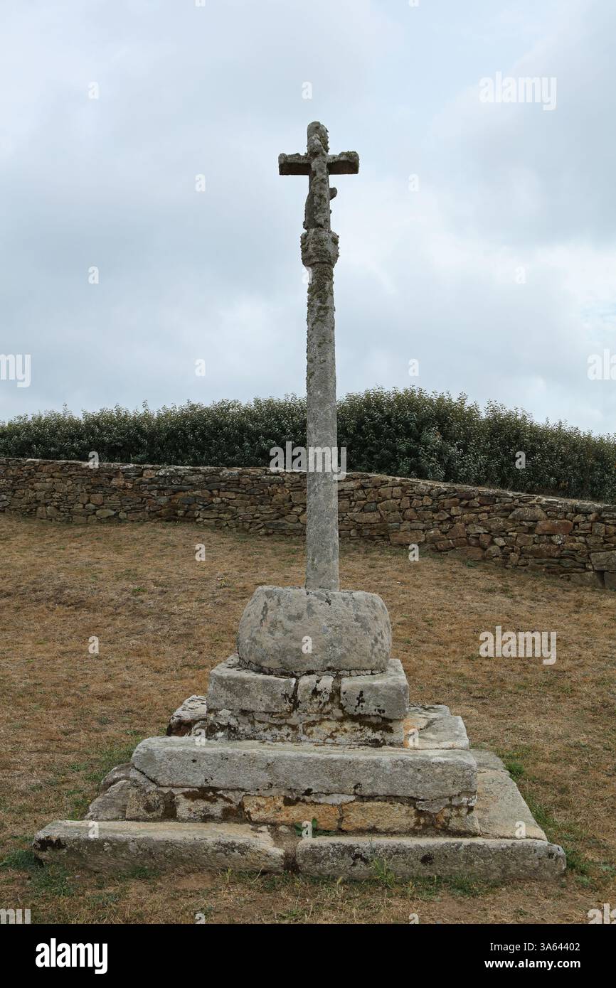 Medieval stone cross in The Ruins of Languidou chapel, Plovan, Brittany ...