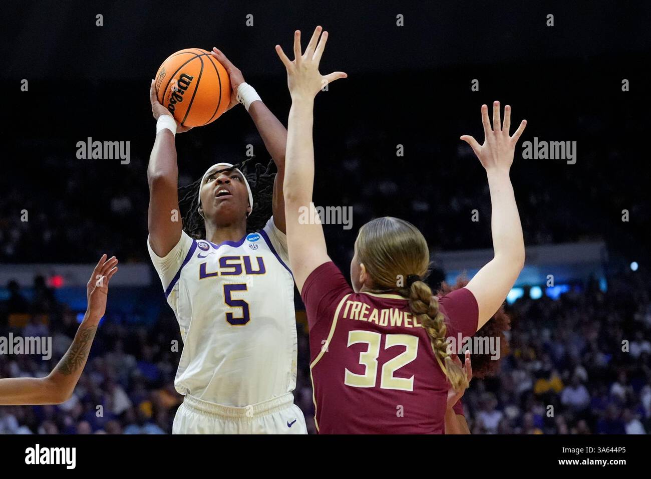 LSU forward Sa'Myah Smith (5) shoots against Florida State forward ...