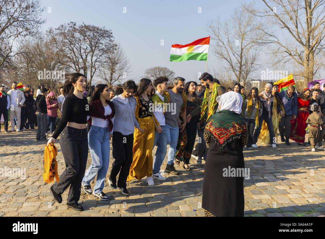 Kurdish resistance movement hi-res stock photography and images - Alamy