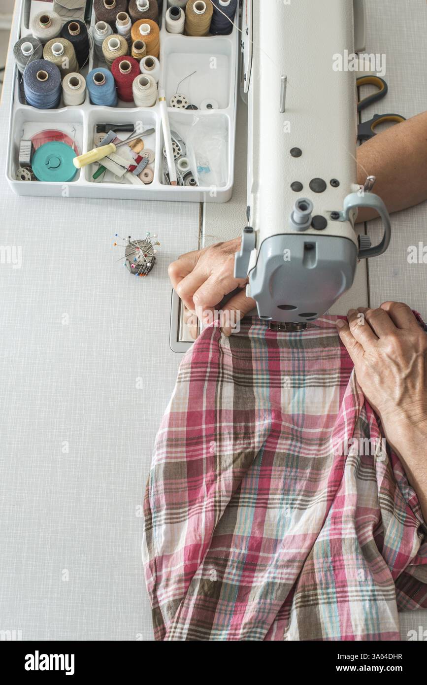 Sewing machine close up Stock Photo - Alamy