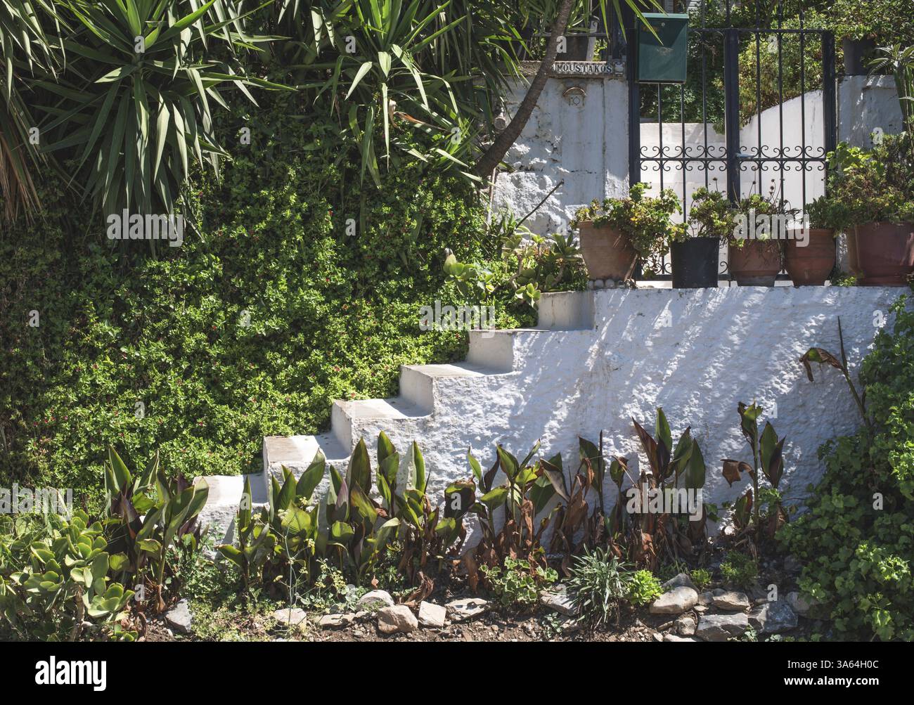 Typical Greek house. Sunny day. Greece Stock Photo - Alamy
