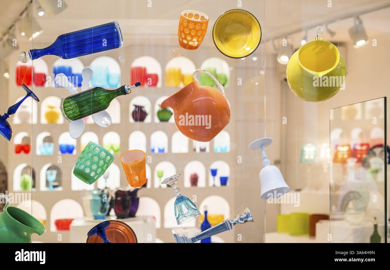 Display case with glasses hi-res stock photography and images - Alamy