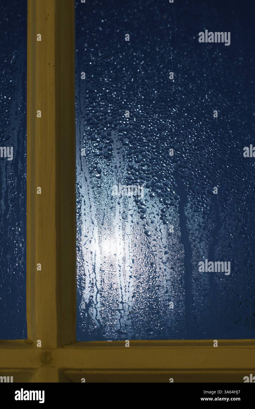Raindrops frozen window glass hi-res stock photography and images - Alamy