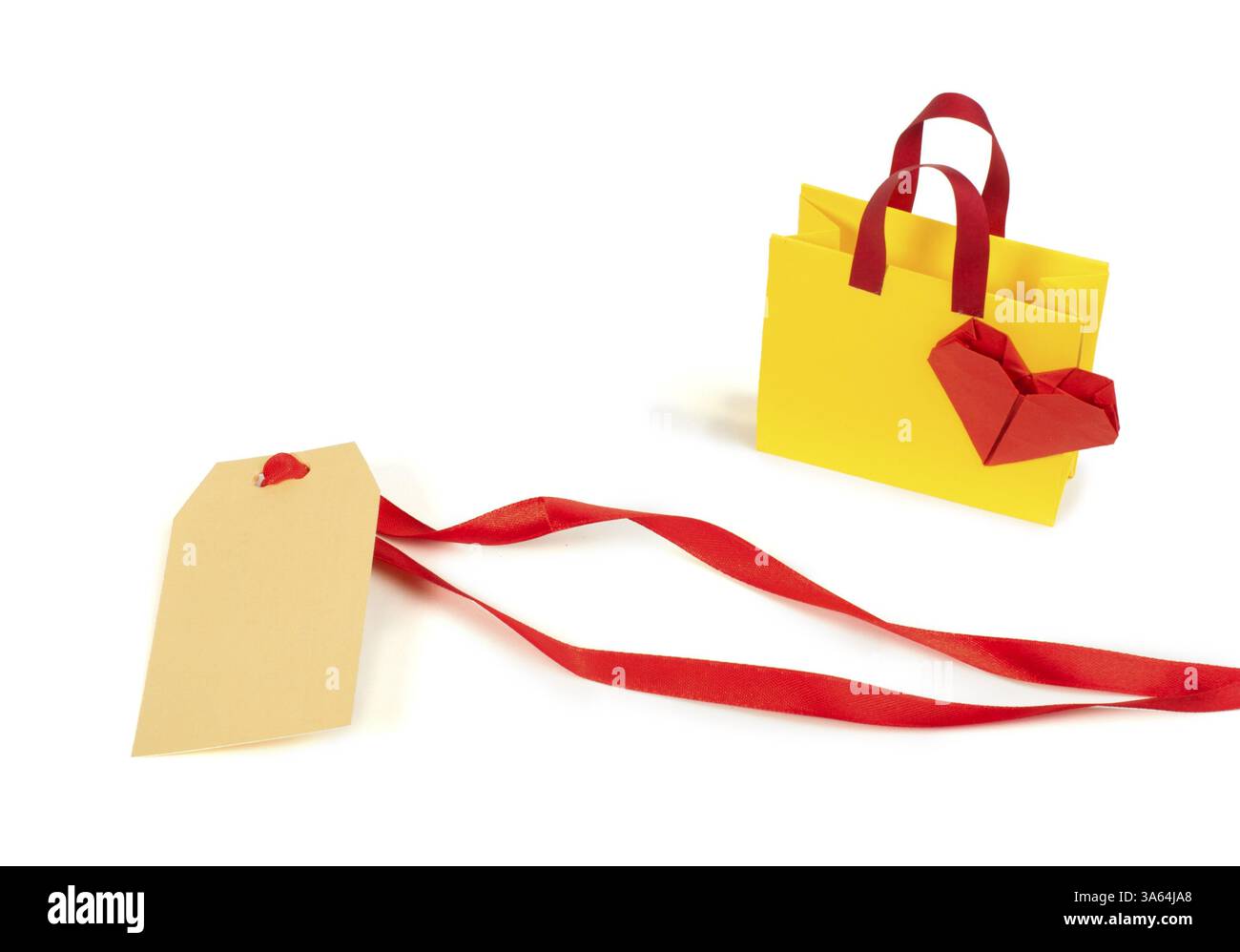 Origami shopping bag and label. White isolated Stock Photo - Alamy