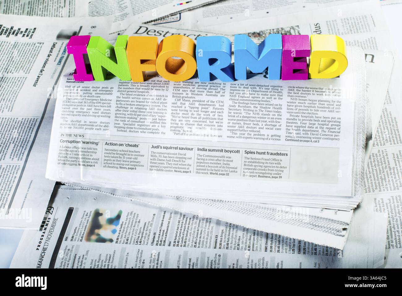 Letters cut out newspaper hi-res stock photography and images - Alamy