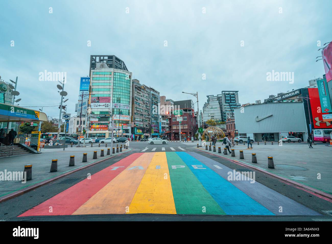 The famous Rainbow Crosswalk of Taipei - LGBTQ Stock Photo - Alamy