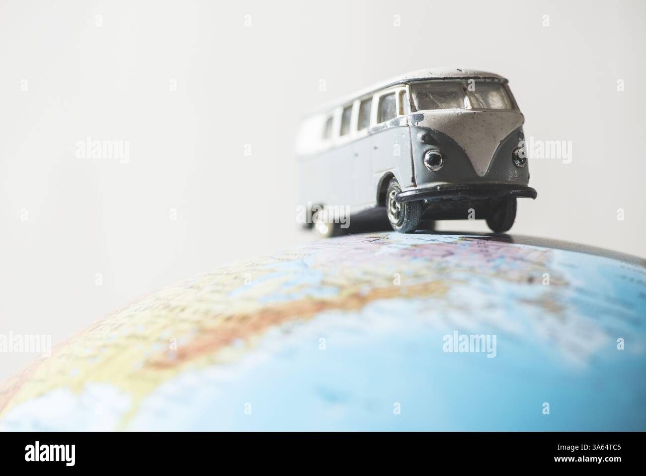 Vintage bus map hi-res stock photography and images - Alamy