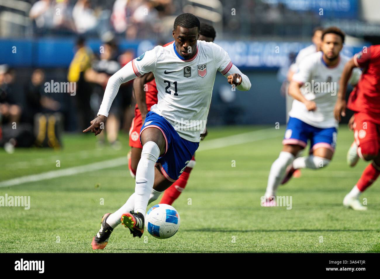 United States forward Timothy Weah (21) during the Concacaf Nations ...