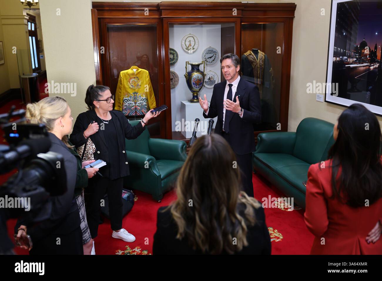 Melbourne, Australia. 25th Mar, 2025. Lord Mayor of Melbourne Nicholas ...