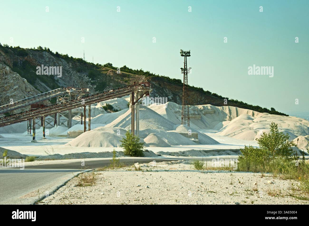 Dusty materials hi-res stock photography and images - Alamy