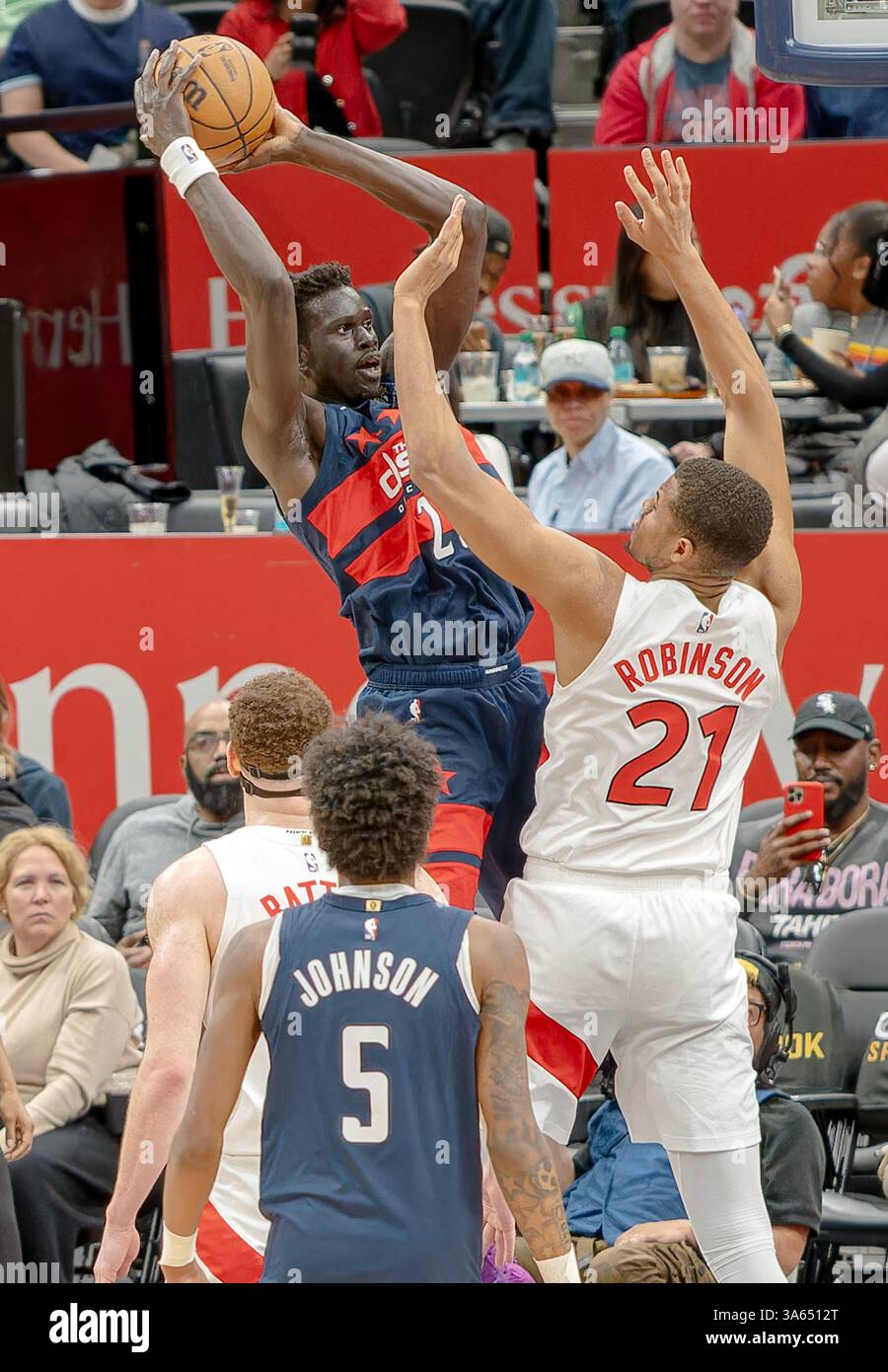 WASHINGTON, DC - MARCH 24: Washington Wizards forward JT Thor (21 ...