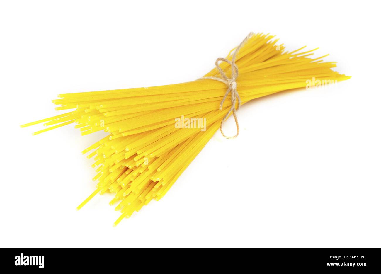 Bundle of spaghetti white isolated Stock Photo - Alamy