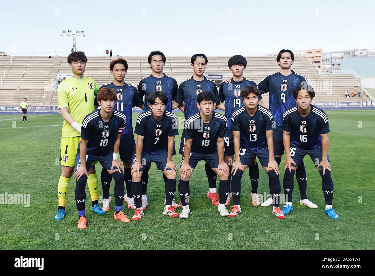 Benidorm, Spain. 24th Mar, 2025. U20 Japan team group line-up (JPN) Football/Soccer : Under 20 ...