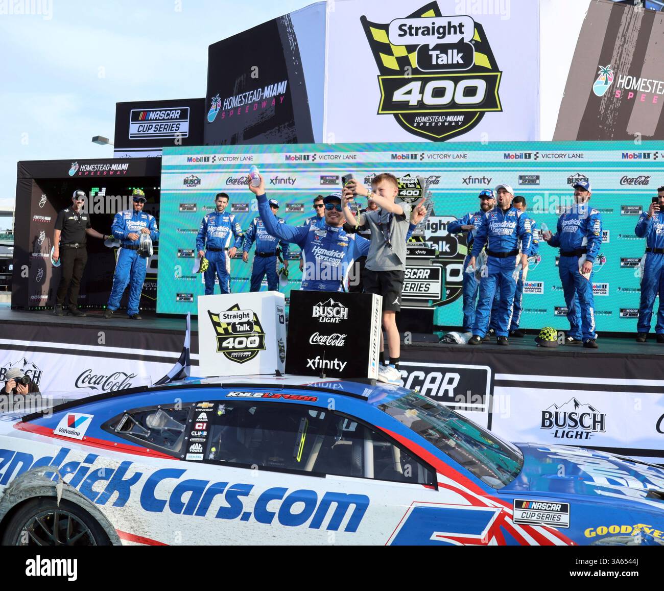 HOMESTEAD, FL - MARCH 23: Kyle Larson (#5 Hendrick Motorsports ...