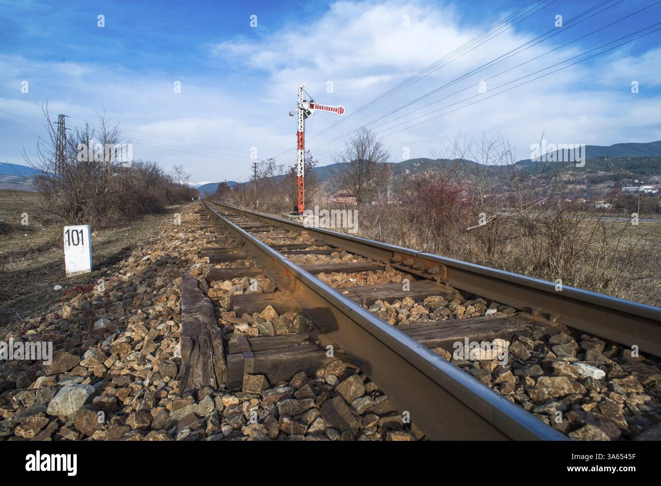 Train Semaphore mechanical. Vintage semaphore Stock Photo - Alamy