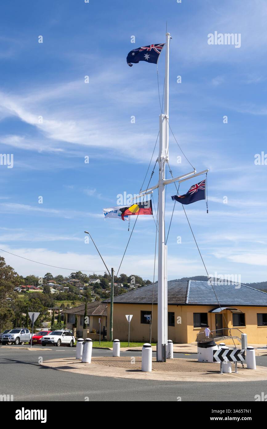 Eden, town centre of this southerly town in New South Wales, flagmast ...